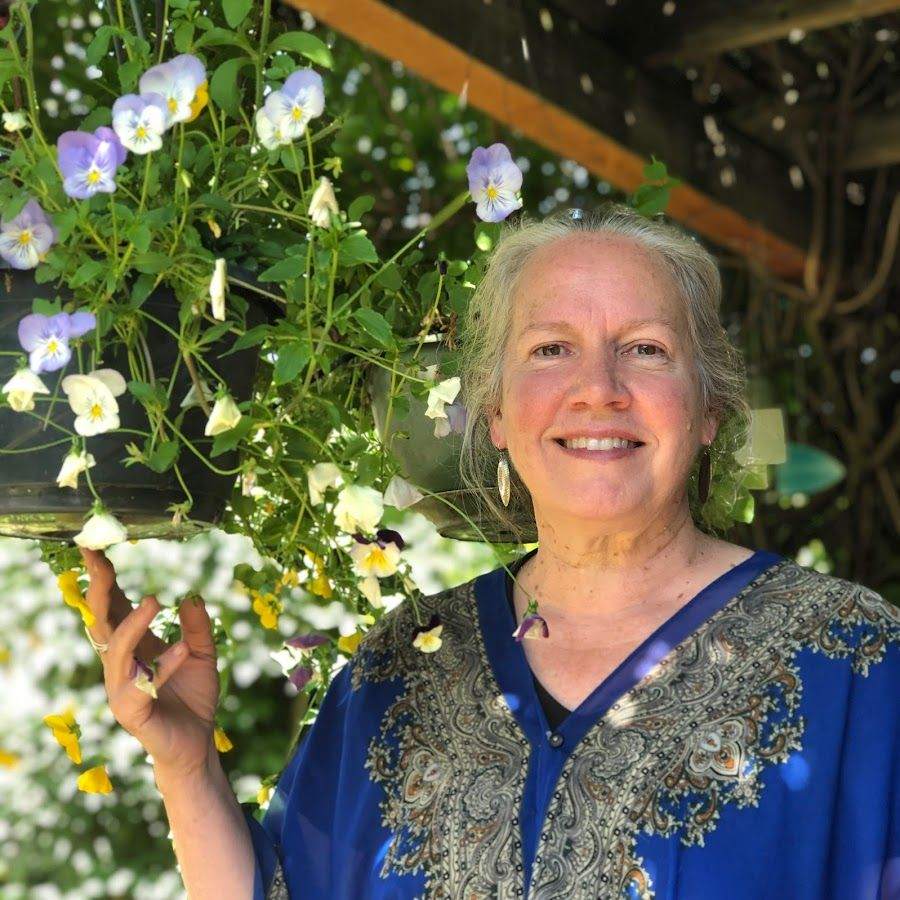 About Victoria Gunn - Nettles & Roses Permaculture
